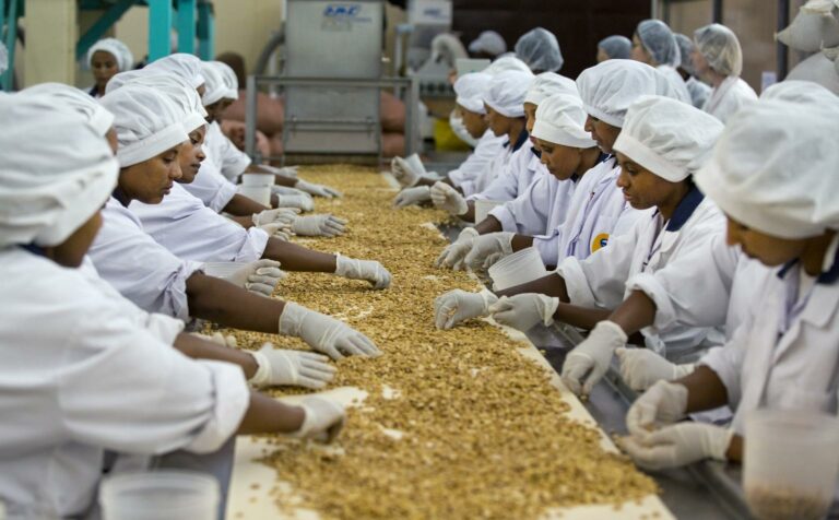 Co je Plumpy’Nut a jak zachraňuje dětské životy? | UNICEF Česká republika